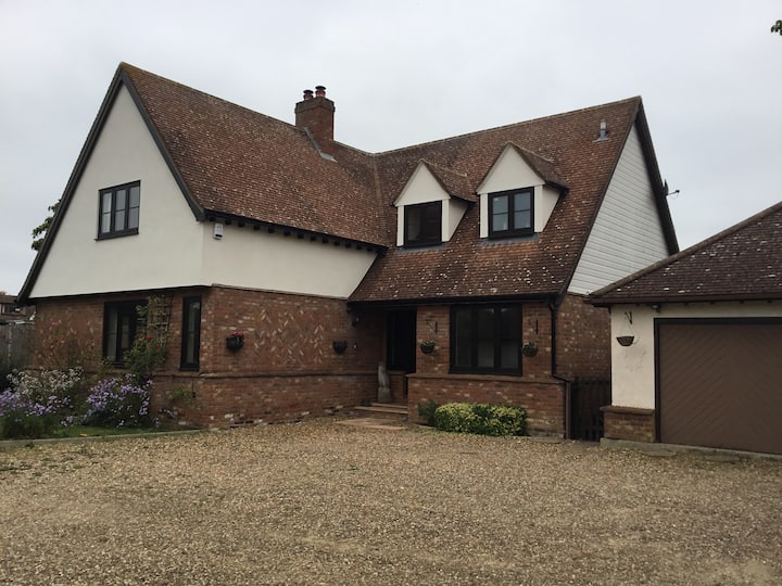 The Willows - Aéroport de Londres Stansted (STN)