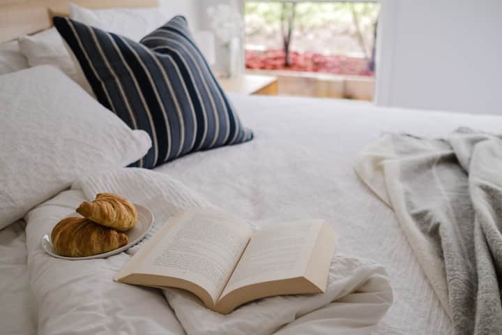 Relax Unwind & Recharge | Pay 2 Stay 3 Nights - Mollymook