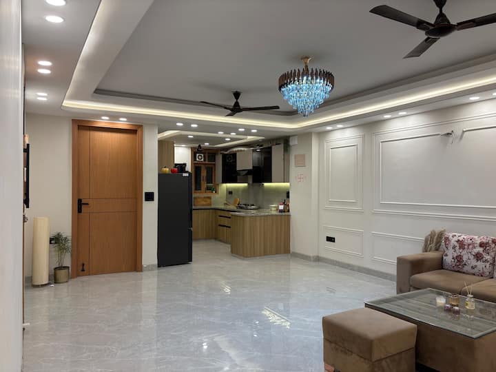 Elegant Spacious Apartment | Perfect For Groups - New Delhi
