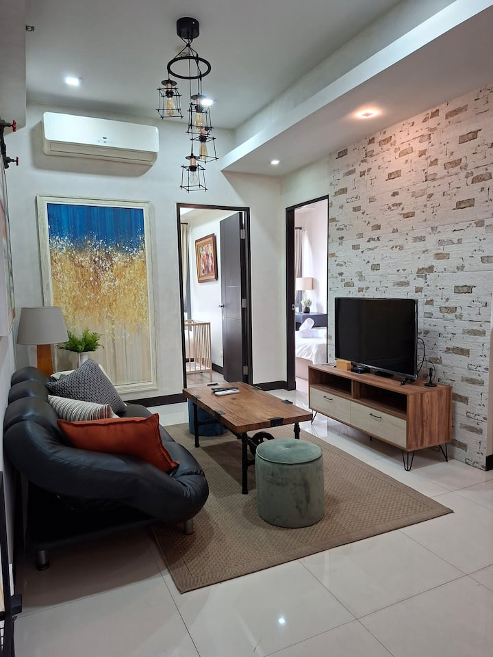 2br Modern Industrial Makati - Manila