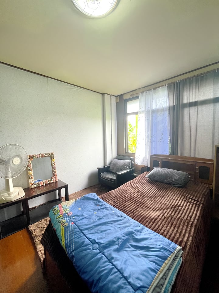 150 Bath For A Night Fan-room/free-breakfast / Dmk - Thailand