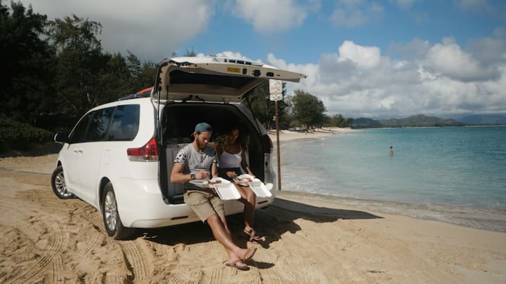 White Stealth Camper Van - Honolulu