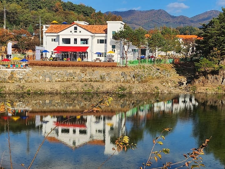 하모니아트빌리지 겸손채1(온돌방,애견동반실) - 괴산군