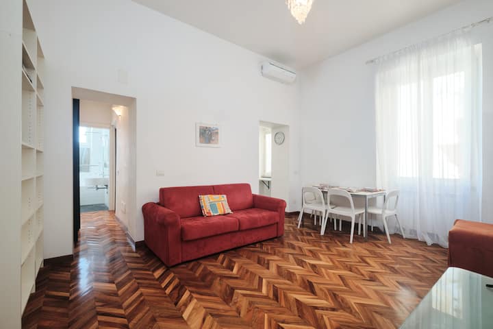 [5 Minutes From The Colosseo] Free Wi-fi & Netflix - Monti