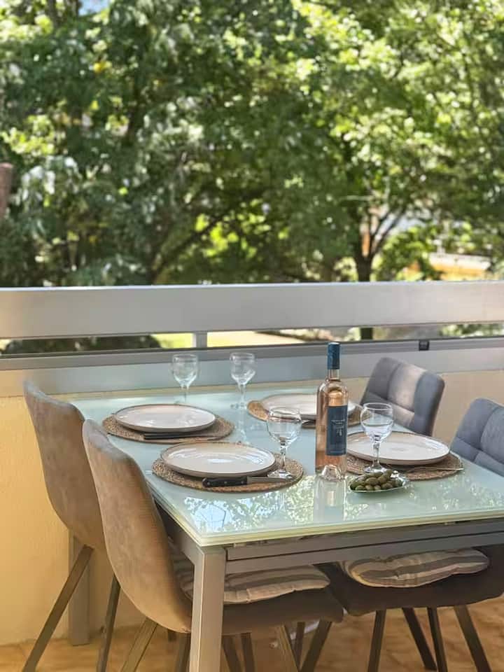 Charmant Appartement - 300m Plage – Parking Privé - Sainte-Maxime