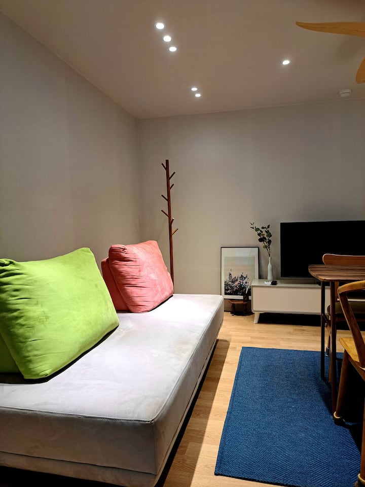 광안리독채펜션#50평감성스테이#밀락더마켓30초&광안리바다1분#무료주차#모닝커피#부분오션뷰 - Busan