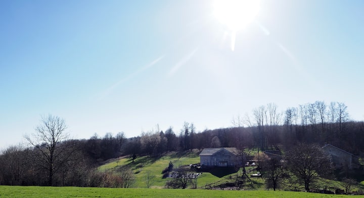 La Roche Du Bouvier : 
La Paix Au Bord De La Forêt - Plombières-les-Bains