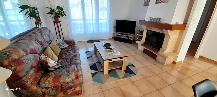 Maison De Vacances - Saint-Yrieix-la-Perche