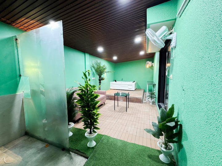 Humming Birds Bunglow - 