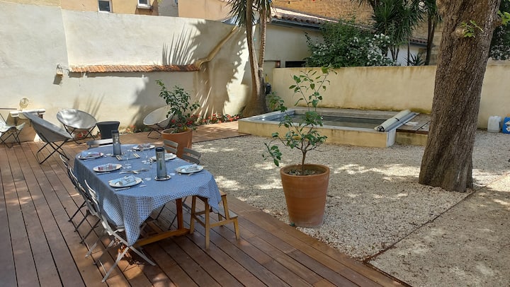 Maison De Ville Et De Charme Au Calme. - Montpellier