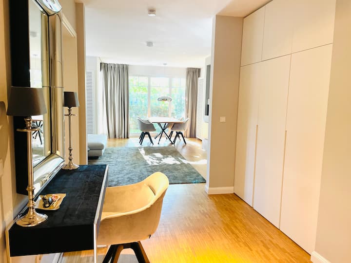 Helle 3,5 Zimmer-wohnung In Zentrale Lage - Kelkheim