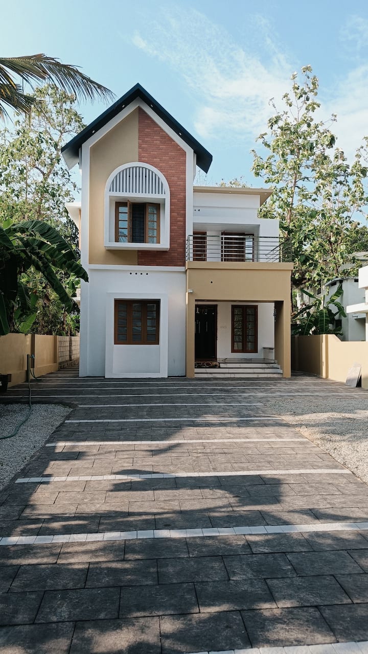 Prarthana Villa And Home Stay
Suitable For Groups - Varkala