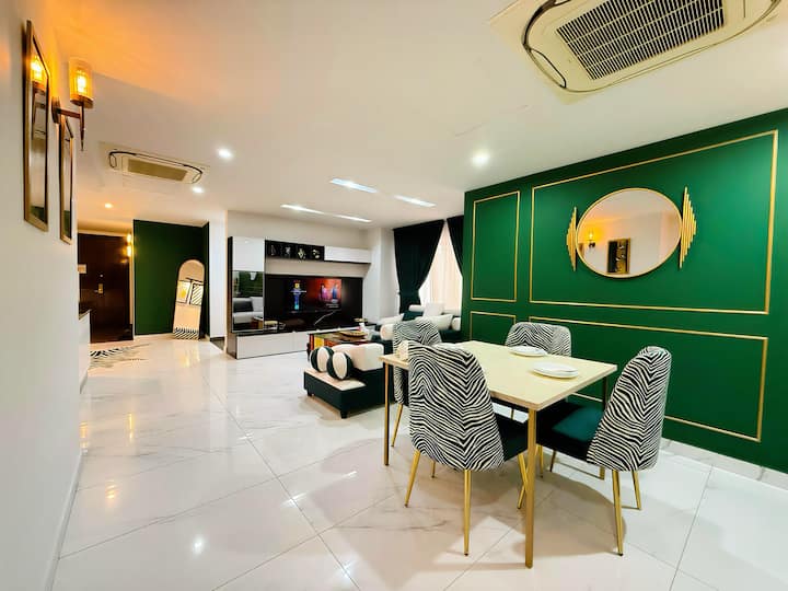 Luxury 3br Apartment – Gulberg | Wifi & Parking - Lahore