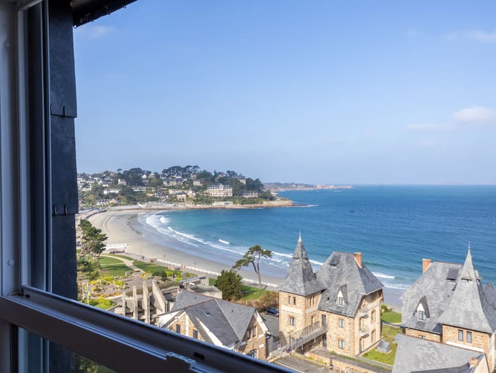 Deux Pièces Vue Mer à Trestraou Avec Parking - Perros-Guirec