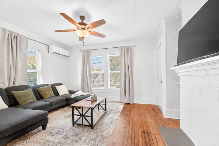 Luxe Durham Gem - Close To Duke & Medical Centers! - Durham, NC