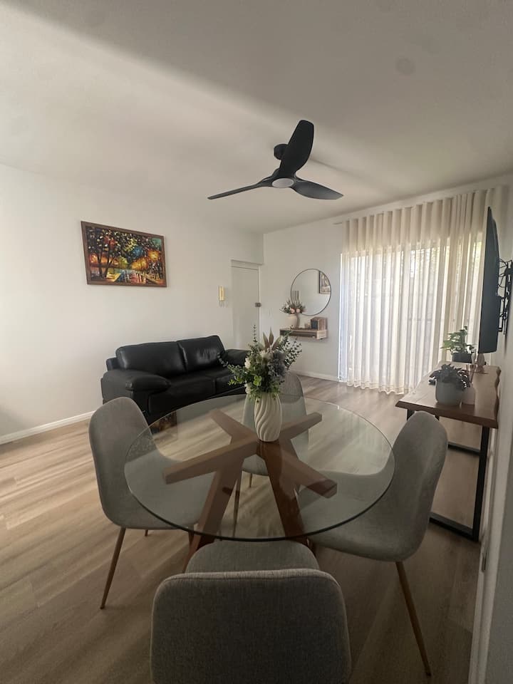 Stylish Home Away From Home In Forestville - South Australia