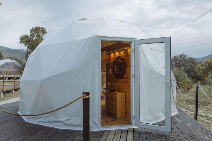 Casa Domo Hotel Taray: Naturaleza, Calma, Familia - Pampaneira