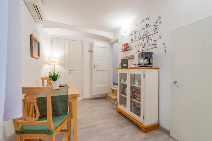 [Duomo] Monolocale Su Due Piani In Centro Storico - Florencia