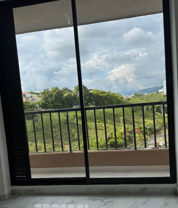 Apartamento Moderno Con Hermosa Vista A La Ciudad - Floridablanca