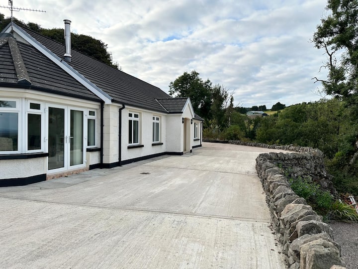 Edenmore Lodge, Cosy Family Bungalow - Enniskillen