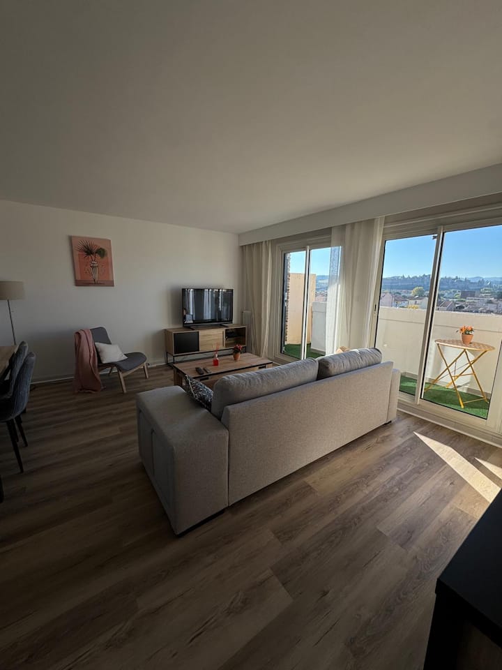 L’œil Sur La Cité ! Parking, Clim Et Terrasse. - Carcasona