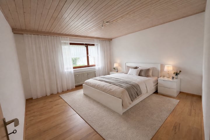 Waldnahe Wohnung Mit Beheiztem Wintergarten - Augsburg