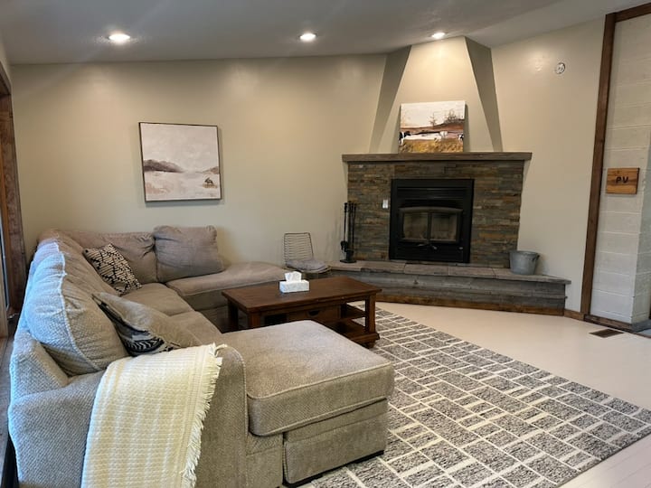 Peace Vale Farmhouse - Fort St. John