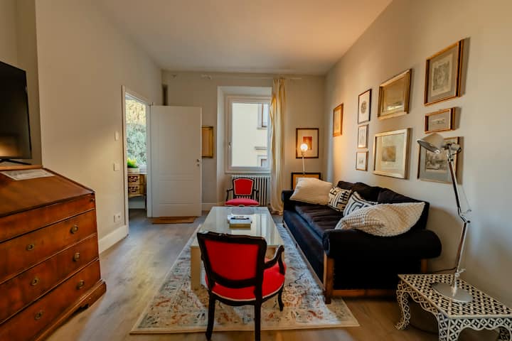 Ponte Vecchio Charme Apartment - 200m Uffizi - Florence