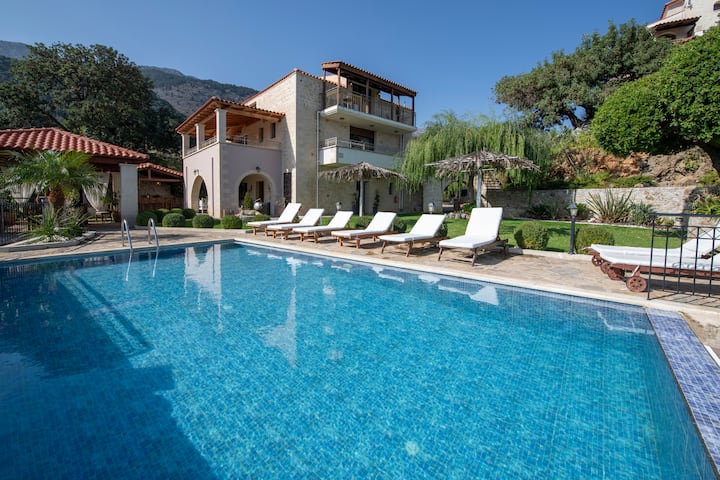 Geroulios Kastro Villa I-free* Heated Pool&seaview - Kreta
