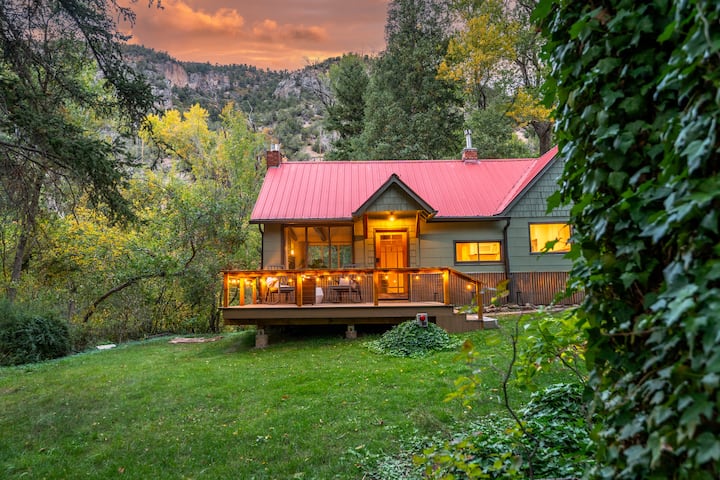 Creek Cottage, Firepit, Patio, Biking Path Access - Glenwood Springs, CO