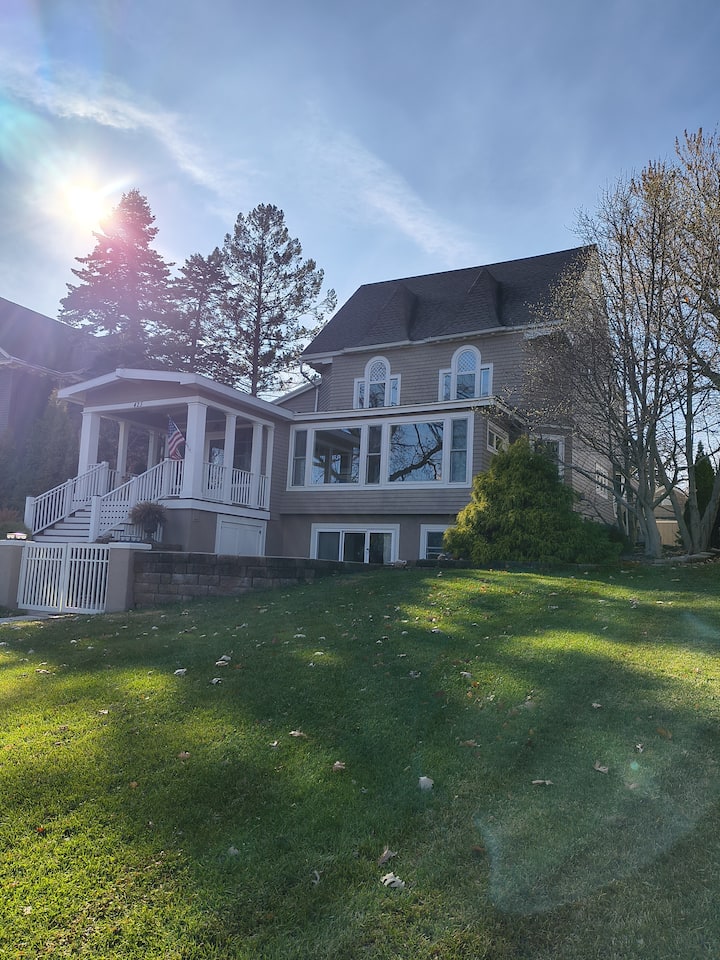 Lakeview House On The Bay Garden Level Apartment - United States