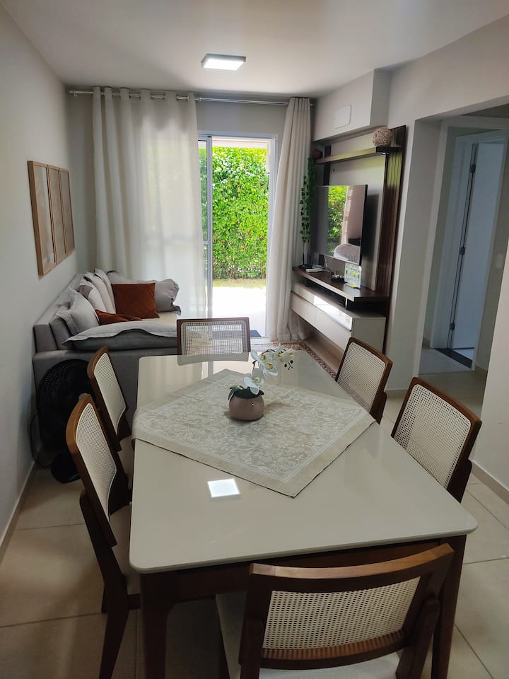 Apto. Com Jardim + Ar-cond + 2 Vagas, Itaipava - Petrópolis