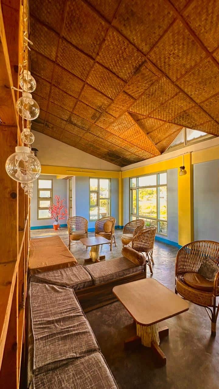 Cliffside Retreat With Breathtaking Waterfall View - Cherrapunji