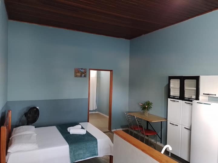 Simples Com Conforto: Colchão Novo, Wi-fi, Garagem - Comodoro