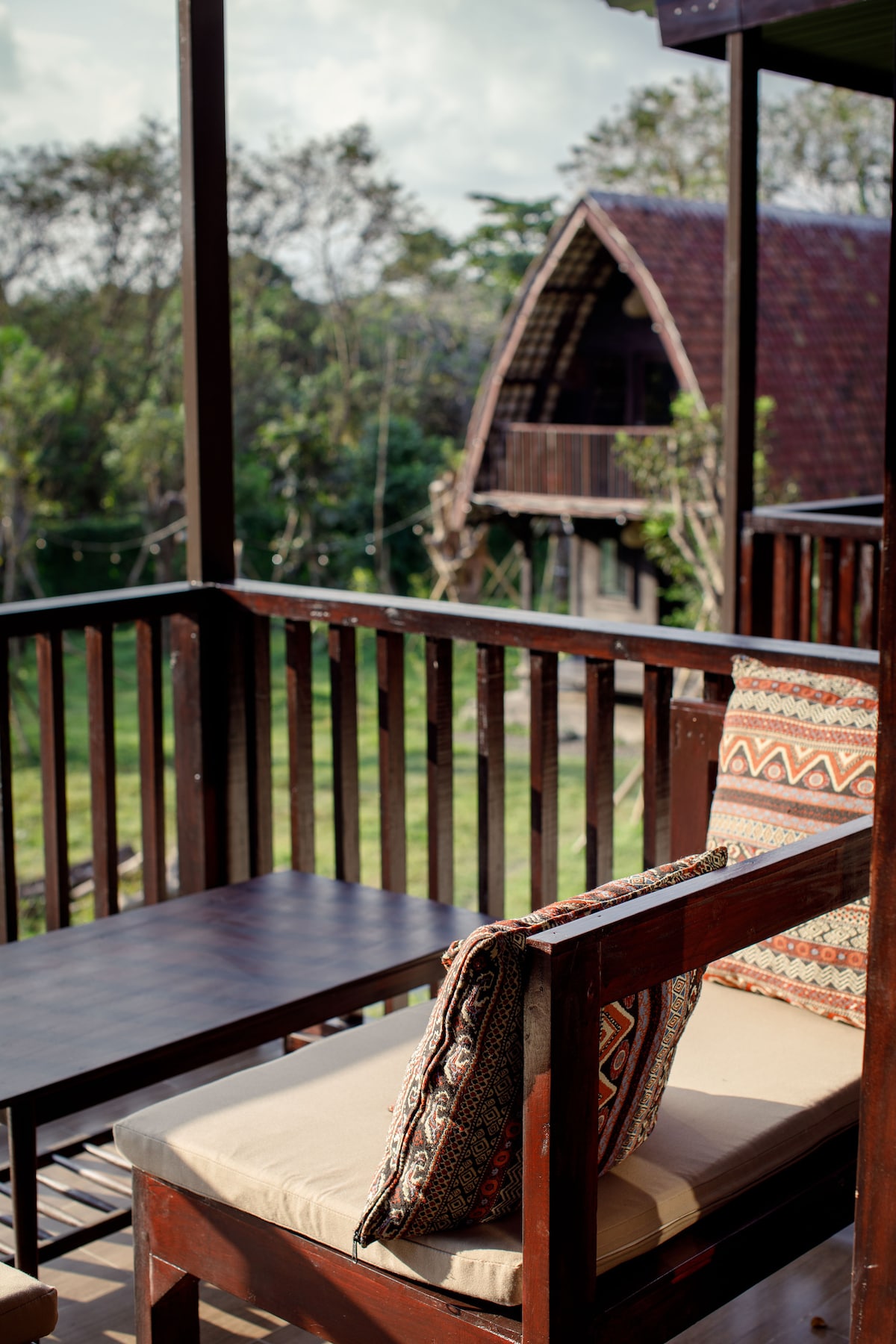 Master Room at Alpha Wolf Lodge | Nature Escape - Hotels for Rent in Kediri, Bali, Indonesia ...