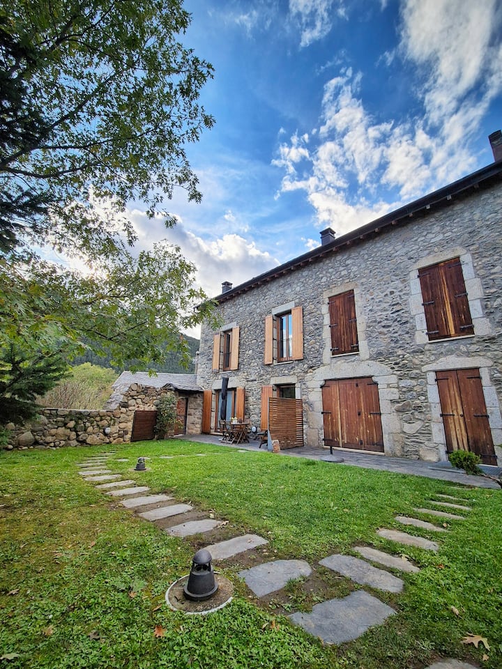 Le Jardin De La Belette - Puigcerdà