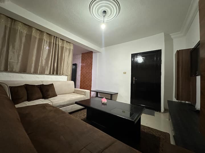 Jubaiha Cozy Studio With One Bedroom - Amman