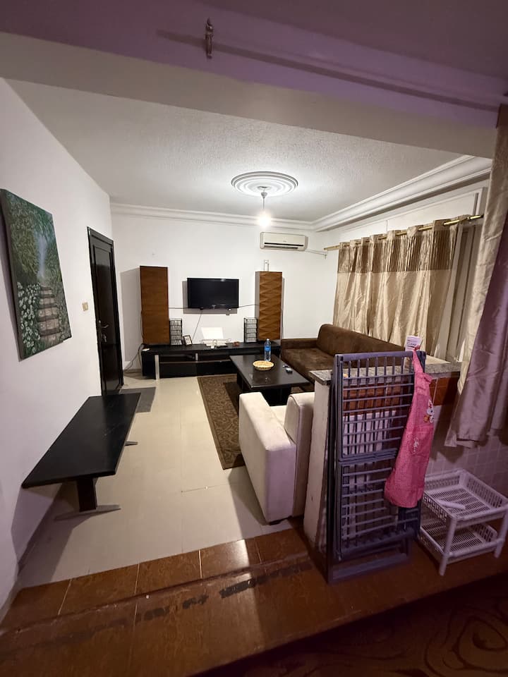 Jubaiha Cozy Studio With One Bedroom - Amman