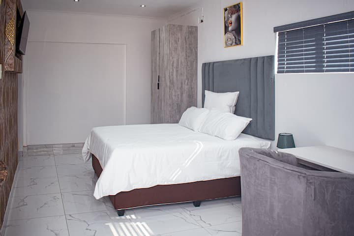 Goodman’s Palace: Unit 6 - Umhlanga