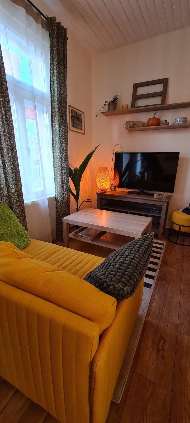 Cosy Little Apartment Next To Kalamaja Park - Tallinn