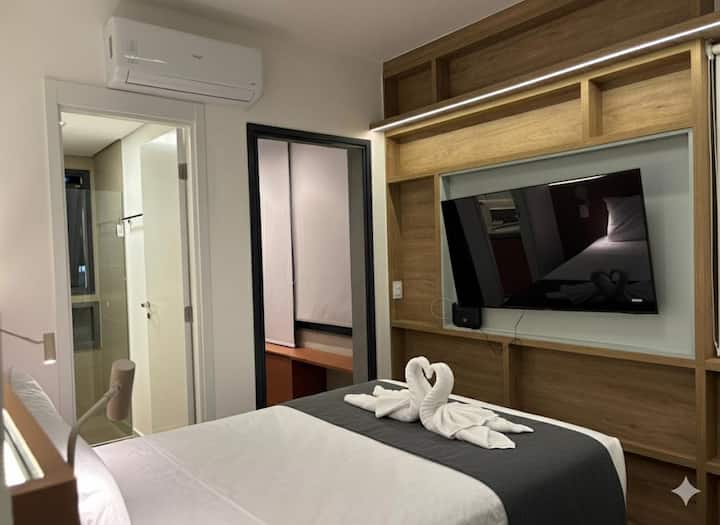 Nik Paulista/ Studio/smarttv/ar. Cond - Brésil