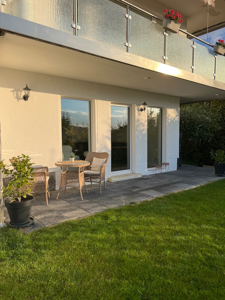 Moderne Ferienwohnung Mit Terrasse Und Gartenblick - Hann. Münden