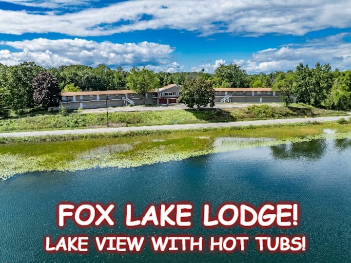 Lakefront Lodge, Private Hot Tub, Kayaks, & Canoes - Loon Lake, Angola