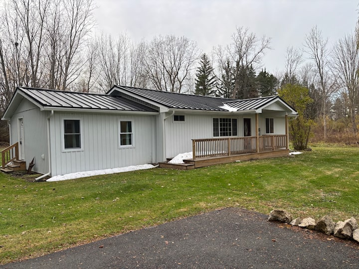 The Ridge House | Modern 3br Country Home, Pets Ok - Golden Hill State Park, Barker