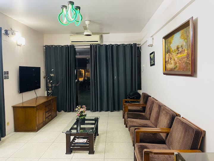 Elegant Stay In Dhanmondi - 