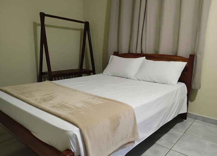 Suíte 500m/praia Wi-fi Com Cozinha - Itaoca