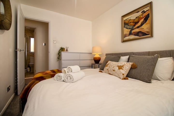 10%offthisweekend|central St Albans House|garden| - Saint Albans