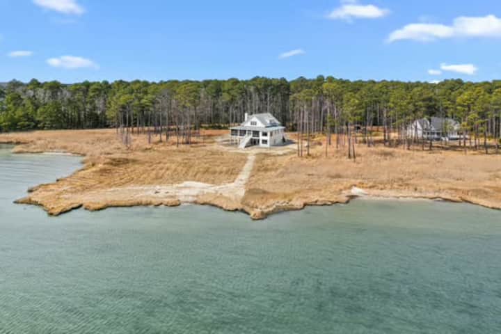 Luxury Escape On The Chesapeake Bay In Kilmarnock - Kilmarnock, VA
