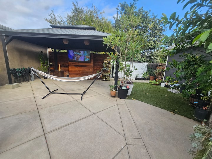 Sammie's Cottage - Simi Valley, CA