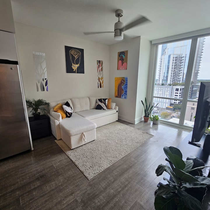 Uptown Gem | Perfect For Couples Or Professionals - Charlotte, NC